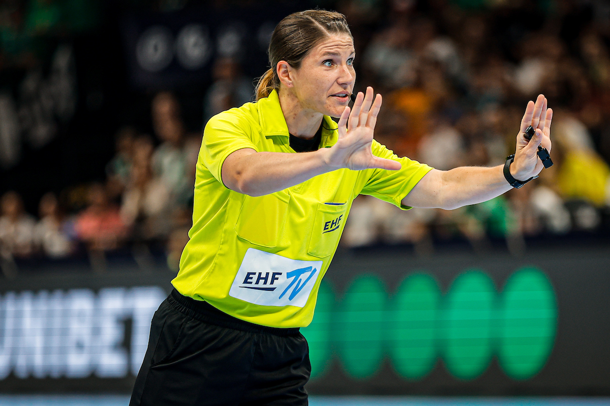 People of handball